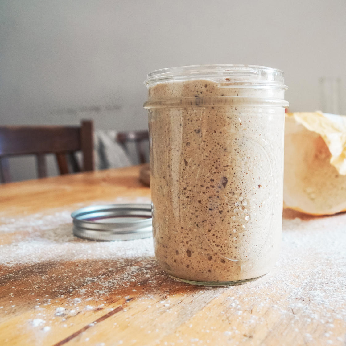 Sauerteig umzüchten: So einfach geht's | Fairment